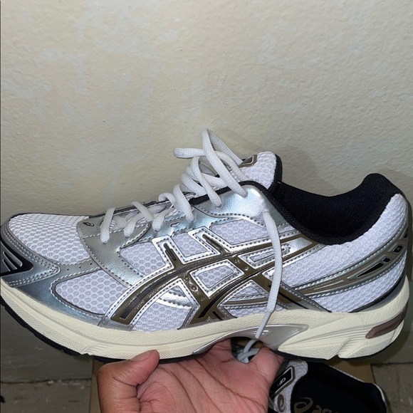 Asics | Shoes | Asics White And Metallic Sneakers | Poshmark